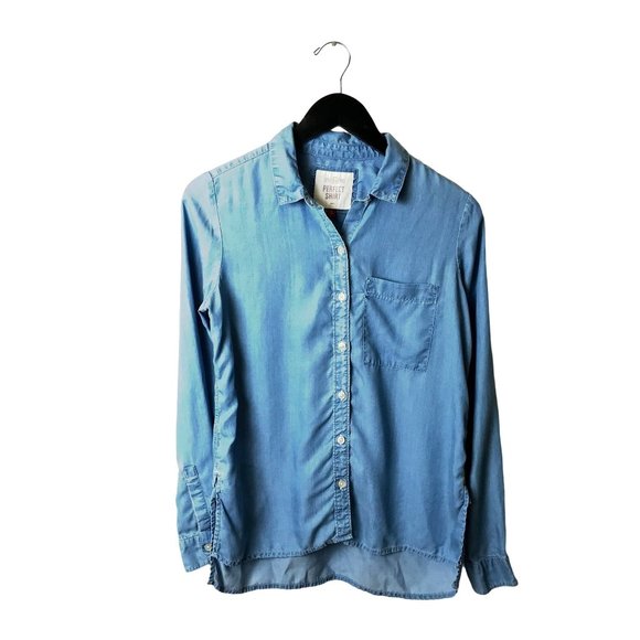 SO | Tops | So Perfect Shirt Small Blue Lightweight Button Up Shirt ...